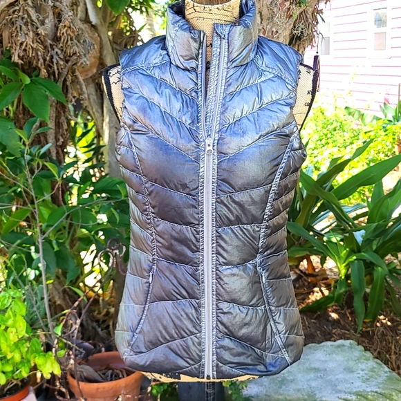 Athleta | Jackets & Coats | Athleta Goose Down Xs Metallic Silver ...